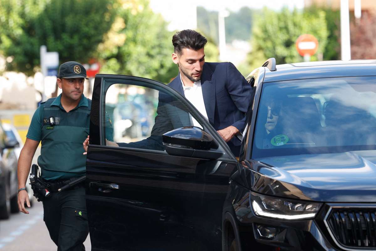 Valencia's Rafa Mir denies sexual assault allegations following release ...
