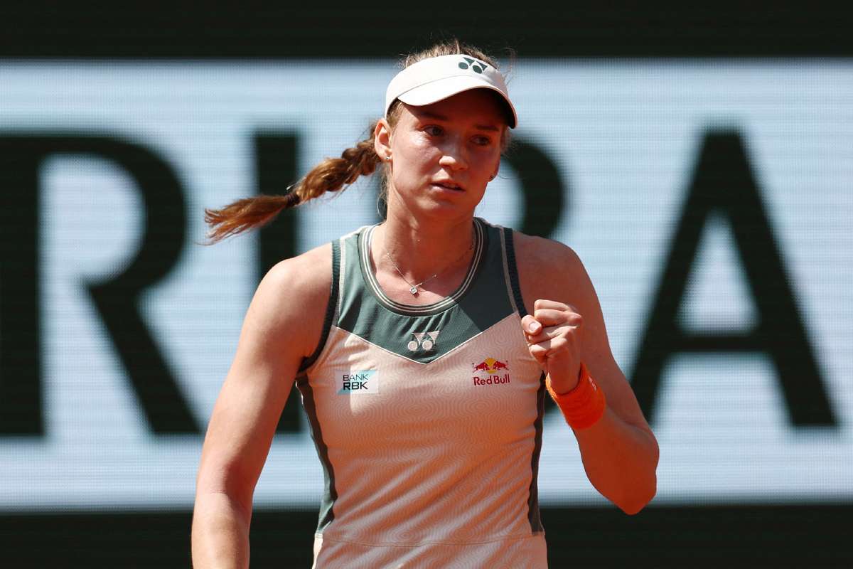 Rybakina trece de Svitolina și se califică în sferturile de finală la ...