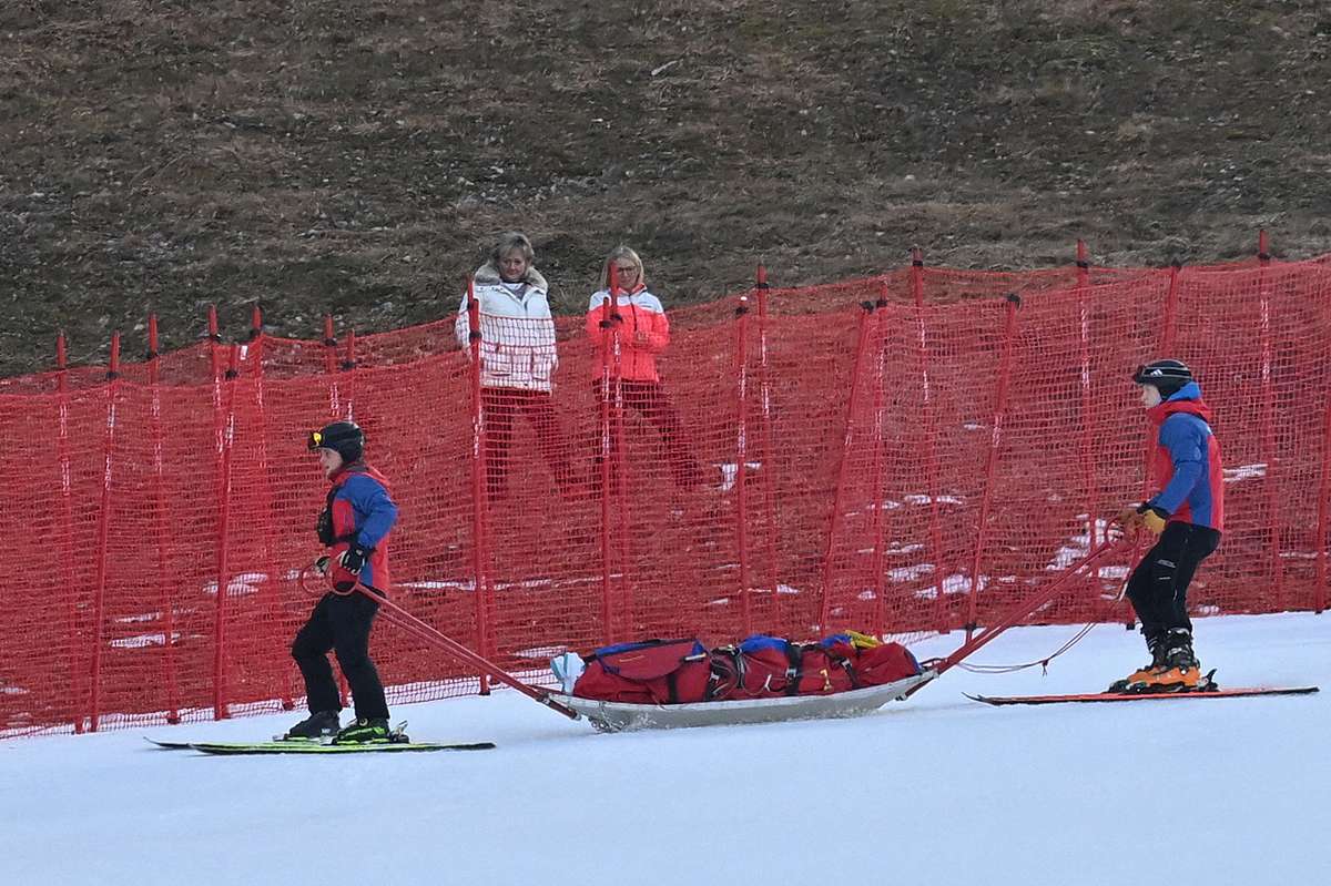 Esqui: Austríaca Nina Ortlieb fraturou a perna direita em Garmisch ...