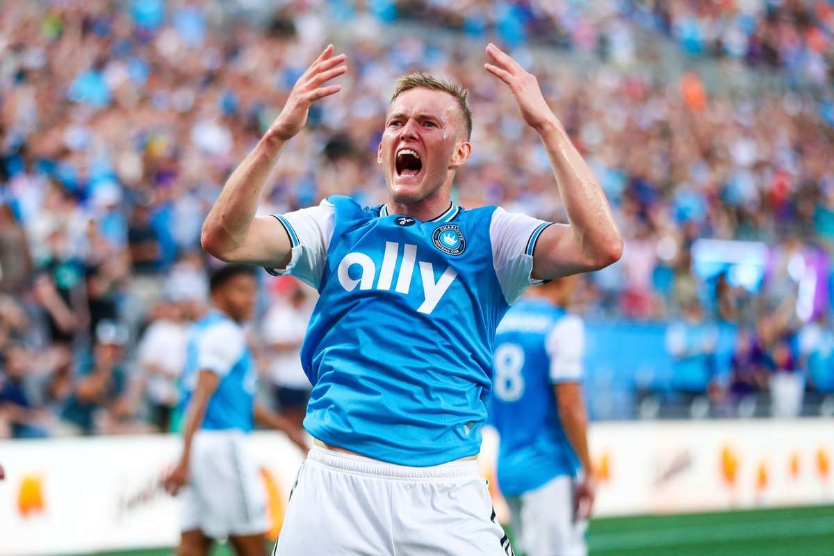 Dwa gole Karola Świderskiego nie wystarczyły do zwycięstwa przeciwko ...