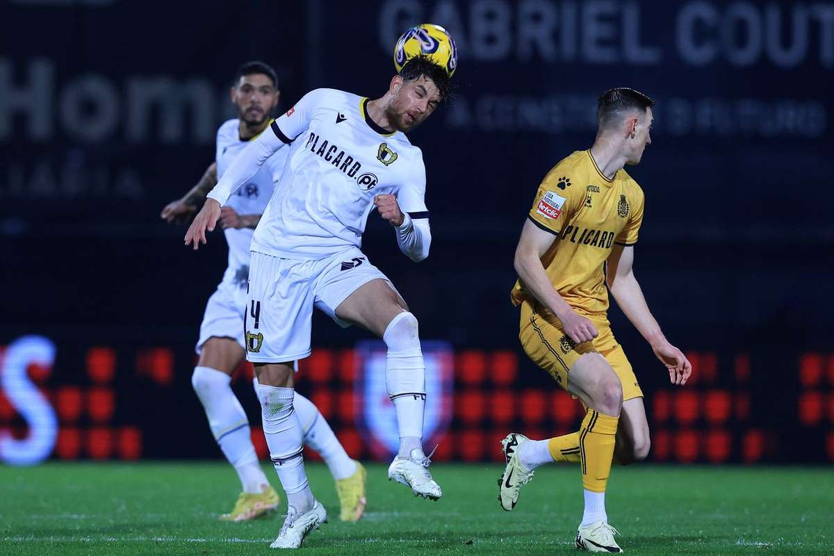 Enea Mihaj está preventivamente suspenso para receção ao Sporting ...