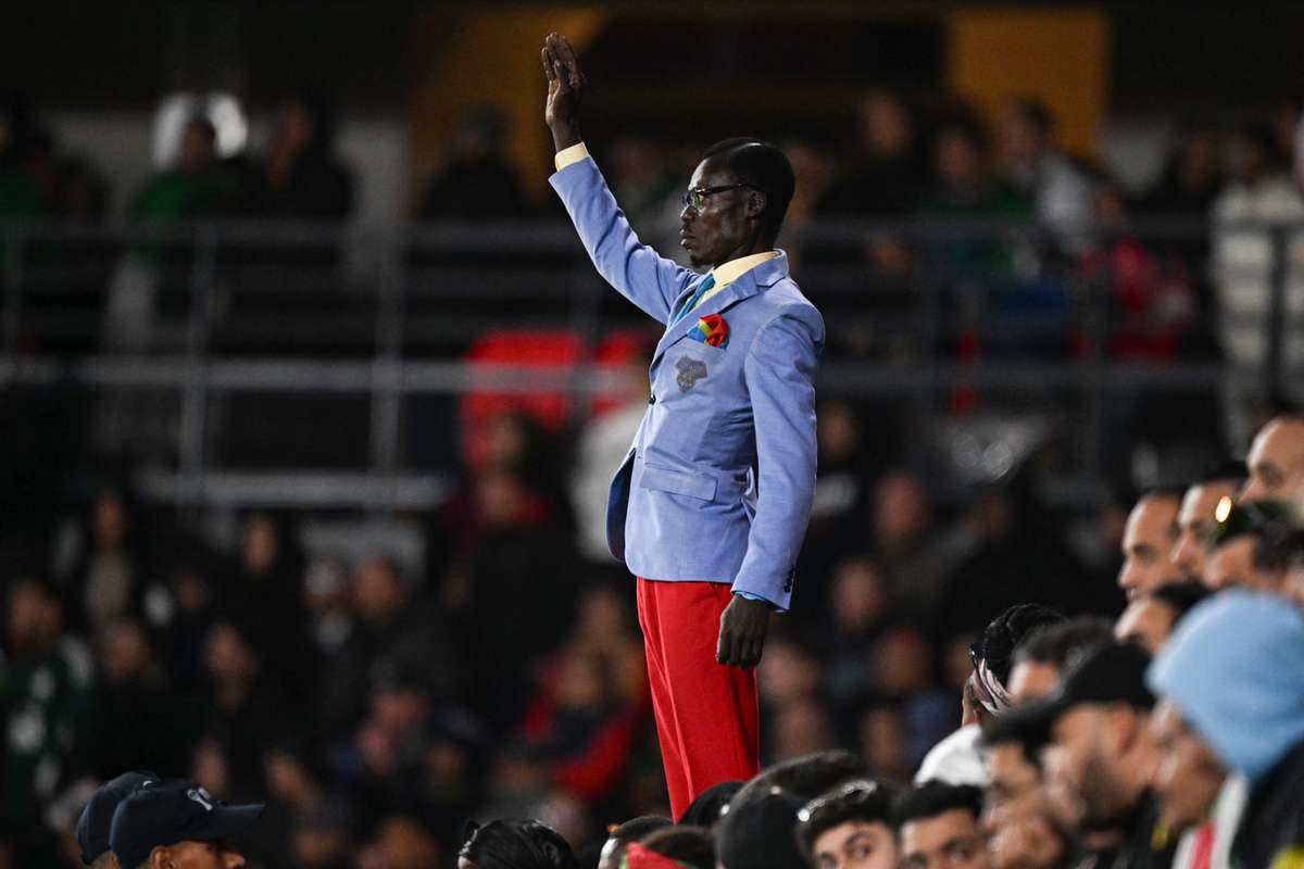 DR Congo's human statue becomes most popular fan at AFCON | Flashscore.com