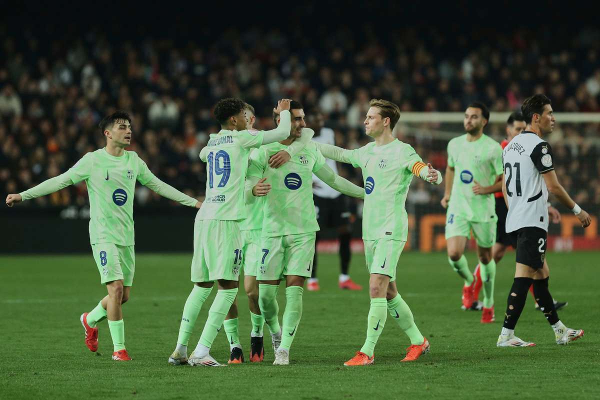 V roku 2025 bez prehry. Toto je štýl, ktorým chceme hrať, vraví Flick ...