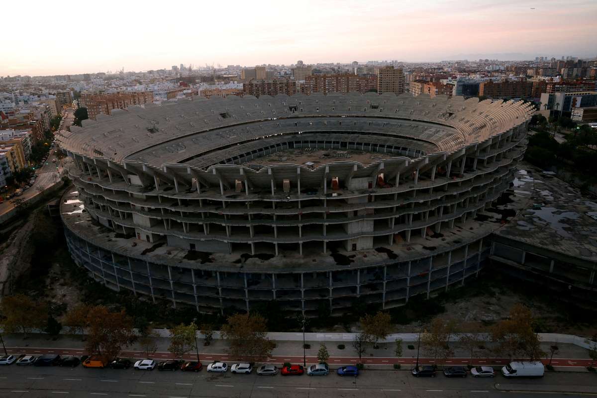Valencia secure funding of €322 million for new 70,000 seater stadium ...