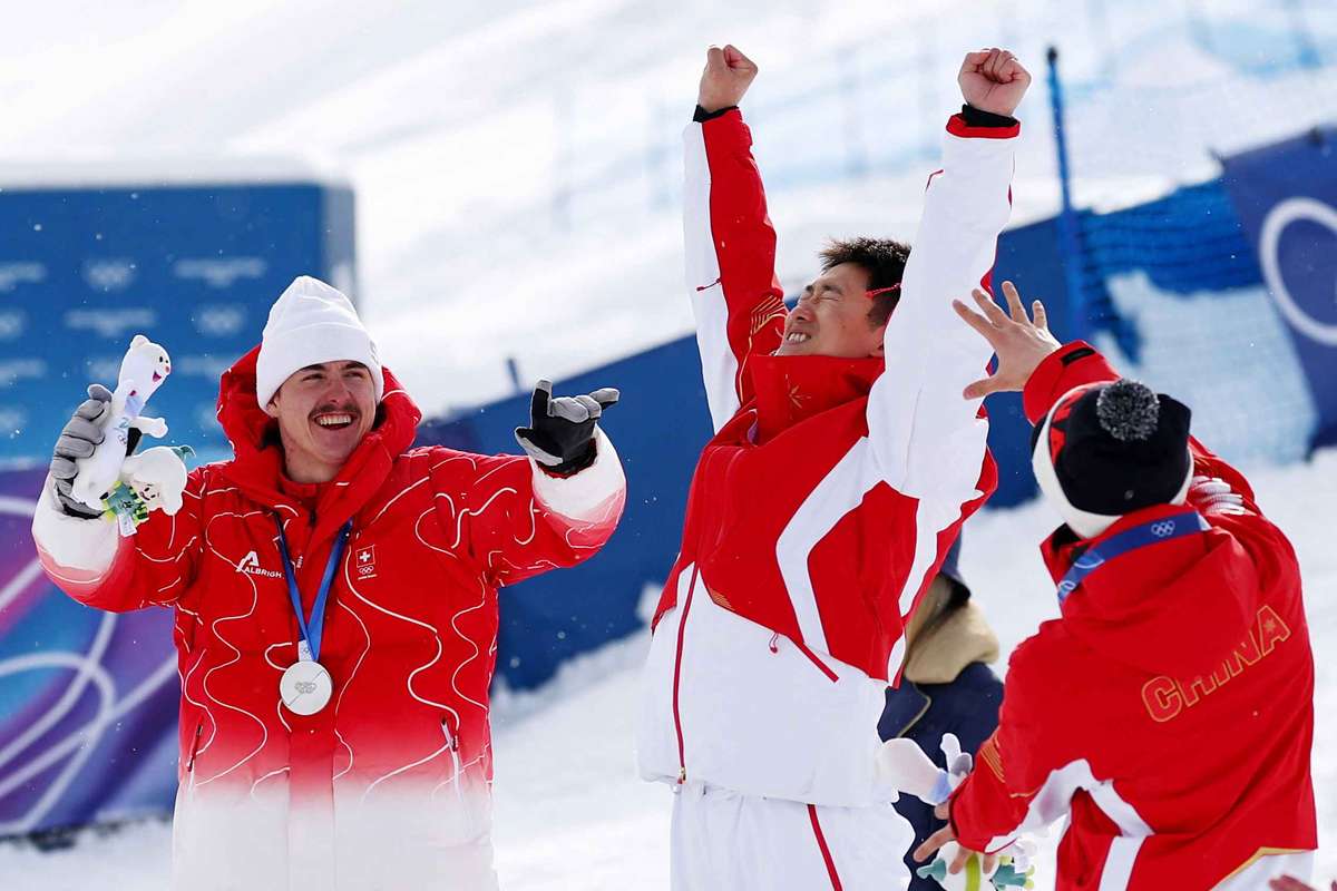 China's Wang Xindi wins gold in men's aerials at Olympic Games ...