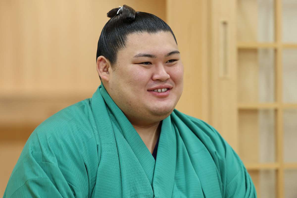 Sumo wrestler Onosato set to be named grand champion in record time ...