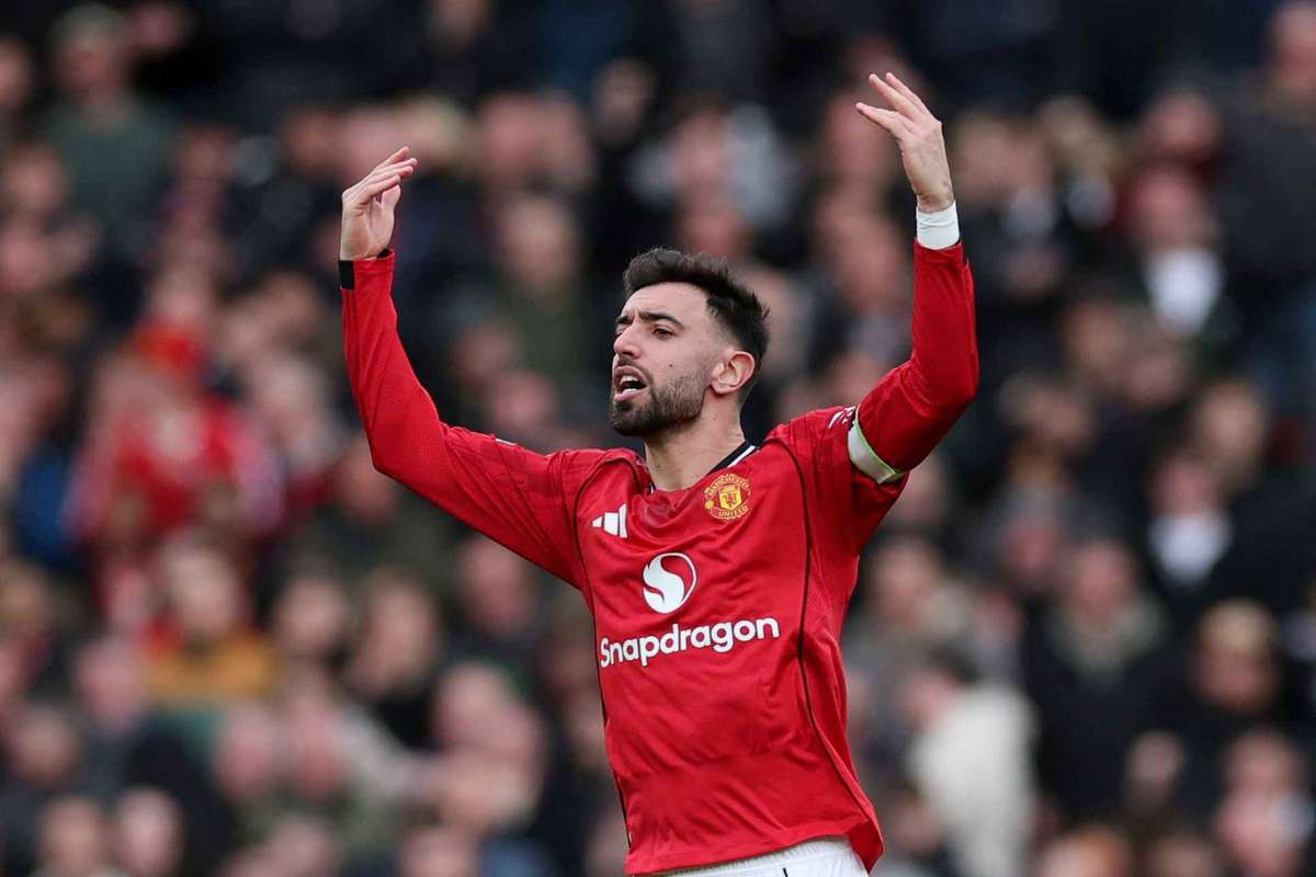 Robson says Bruno Fernandes can win the Premier League with Man Utd ...