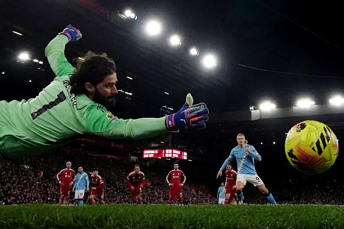 The stats ahead of a huge FA Cup quarter-final clash between Man City ...