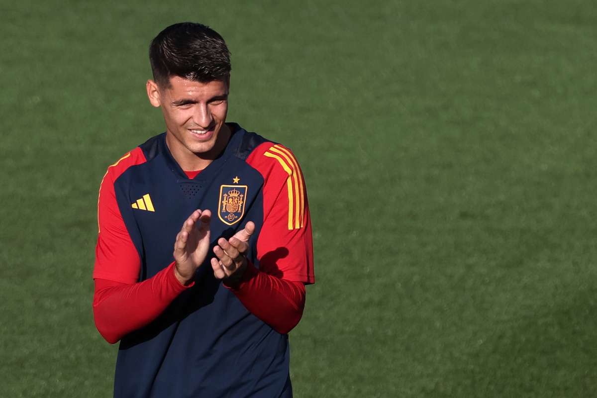 Spain's men's team denounce Rubiales over World Cup kiss ...