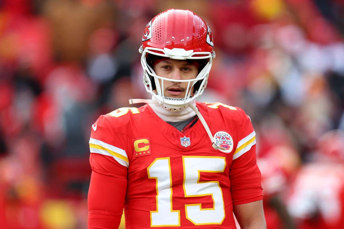 Kansas City Chiefs quarterback Patrick Mahomes comments on a possible ...