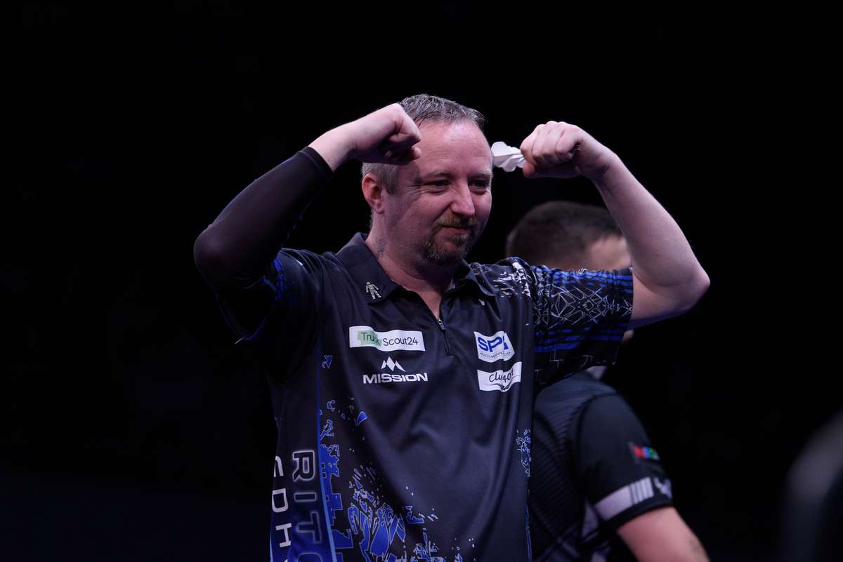 Darts-EM: "Dutchman im BVB-Shirt" versagen in Dortmund die Nerven ...