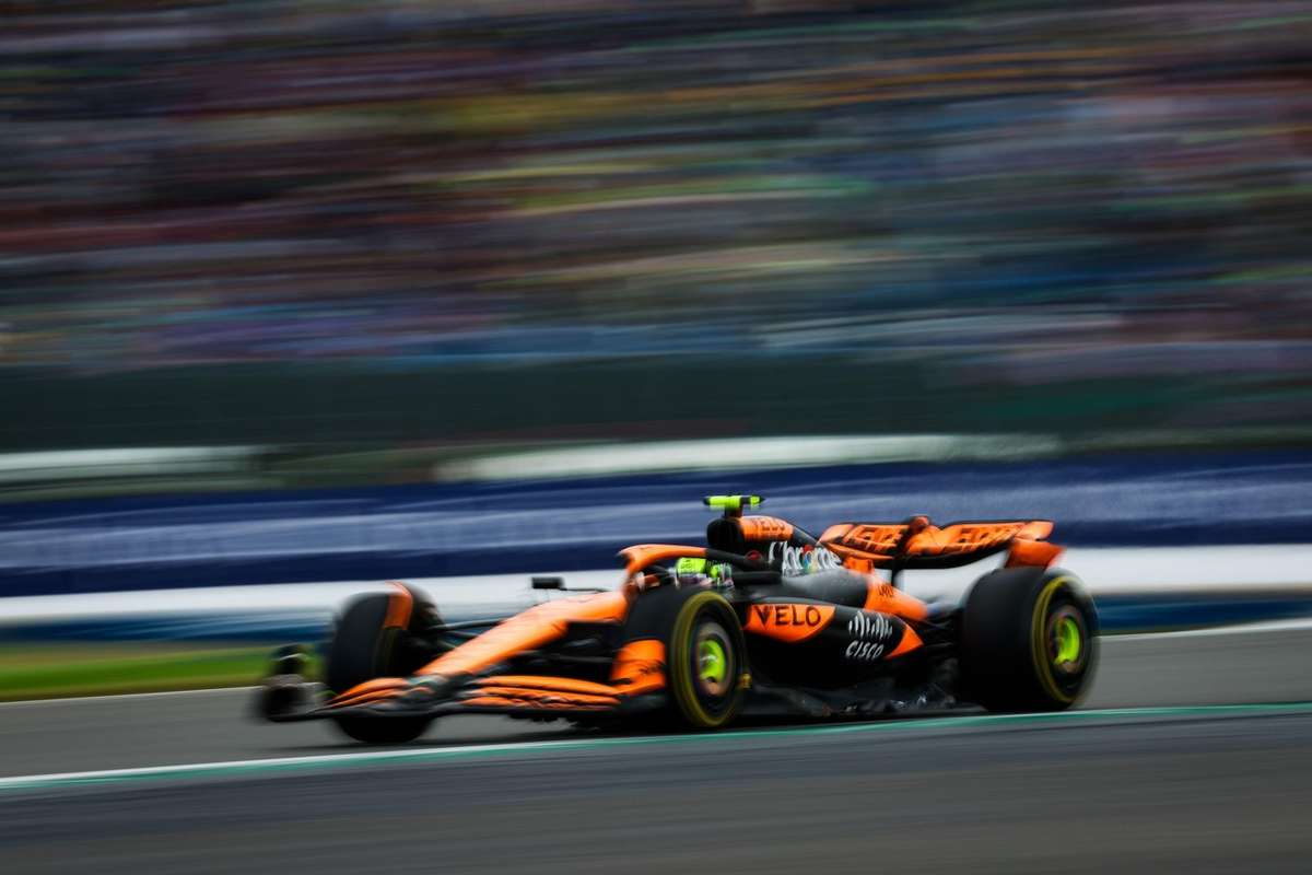 Fórmula 1: Norris põe o McLaren 2025 à prova em Silverstone | Flashscore.pt
