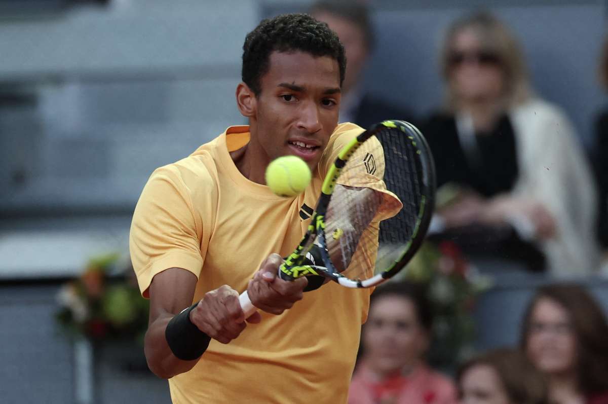 Auger-Aliassime in final as 'crazy' Madrid injury curse strikes again ...