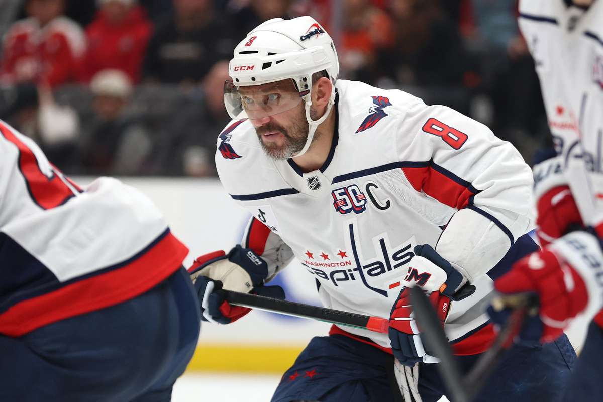 Owieczkin z kolejnym golem. Jest już tylko siedem trafień od rekordu Gretzky'ego | Flashscore.pl