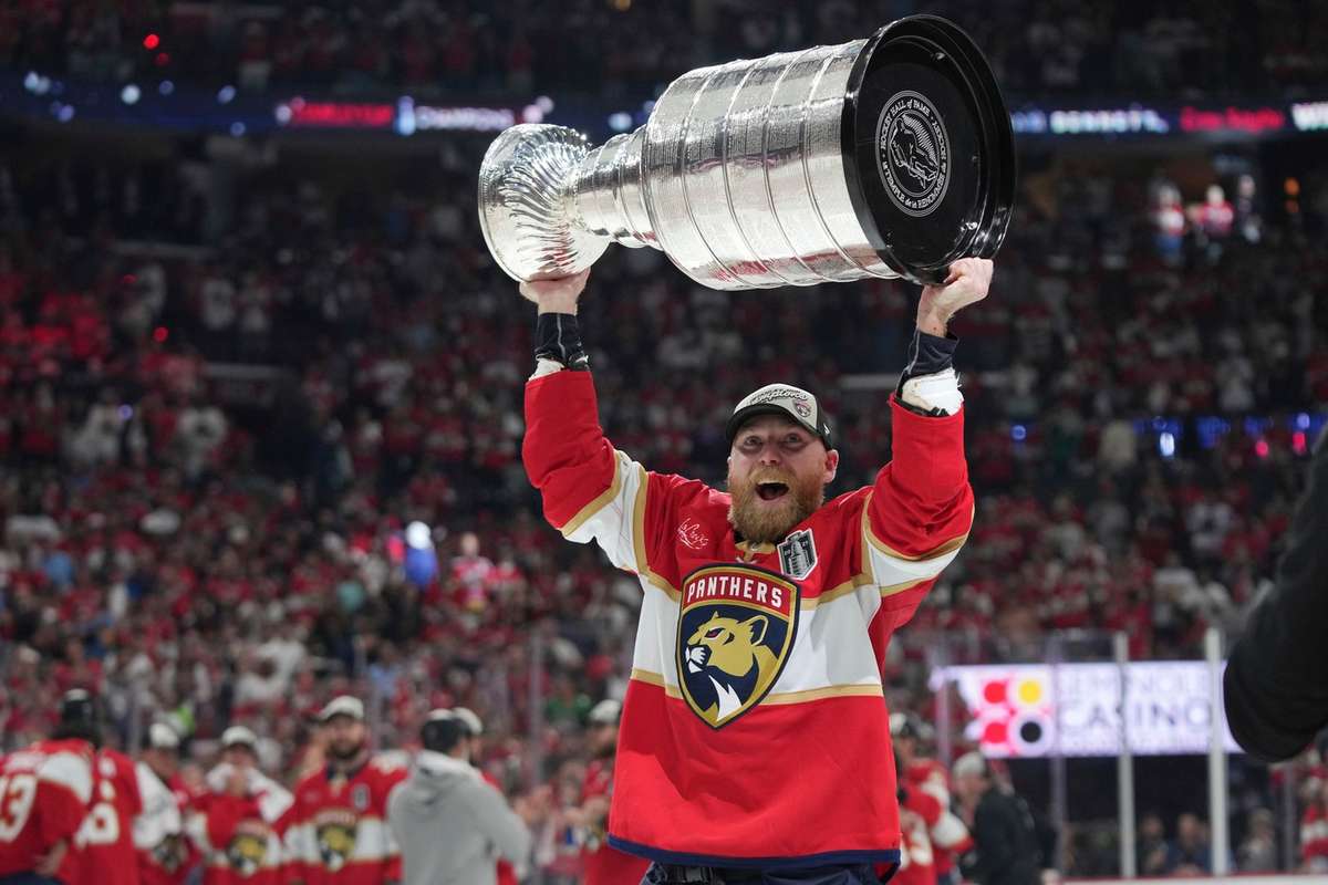 Bennett se v NHL upsal Floridě na dalších osm let. Naprosto jedinečný hráč, zní z Panthers ...