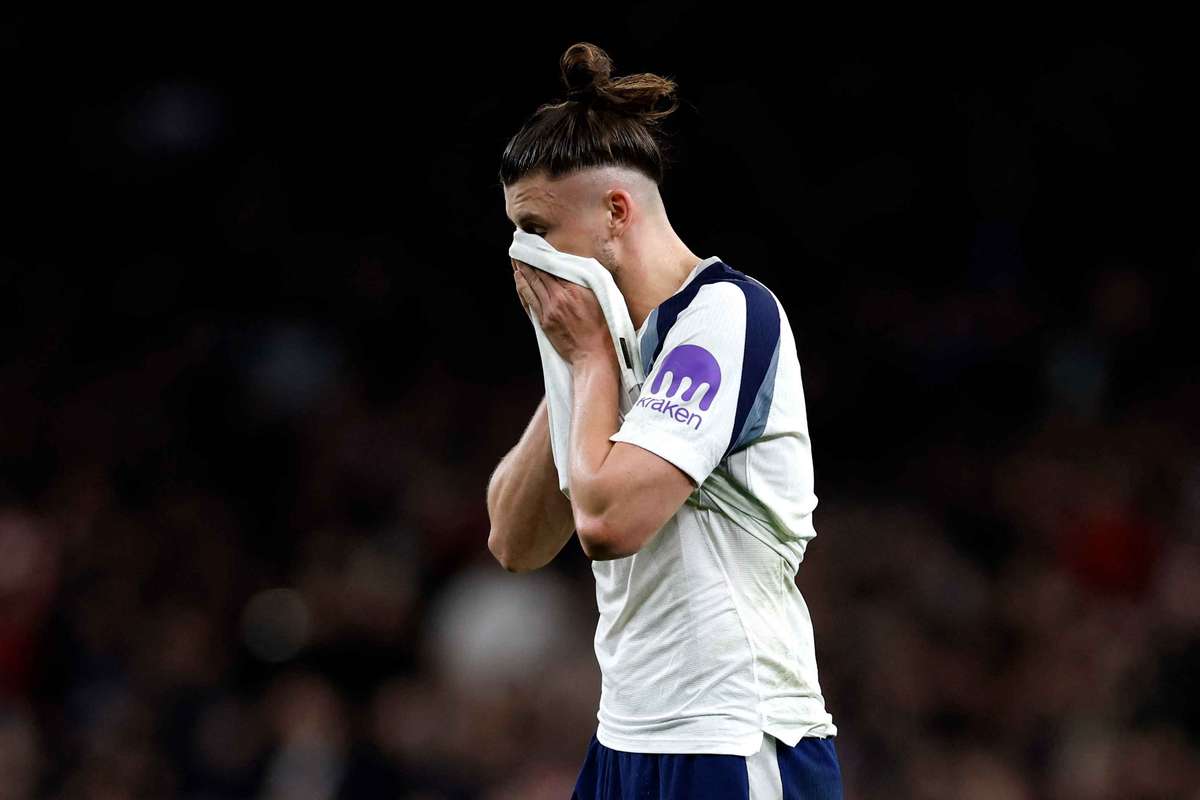 Steven Carr exclusive: Will Tottenham be relegated? - TribalFootball.com