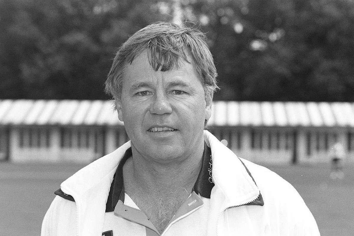 South African cricket legend Mike Procter dies aged 77 | Flashscore.co.uk
