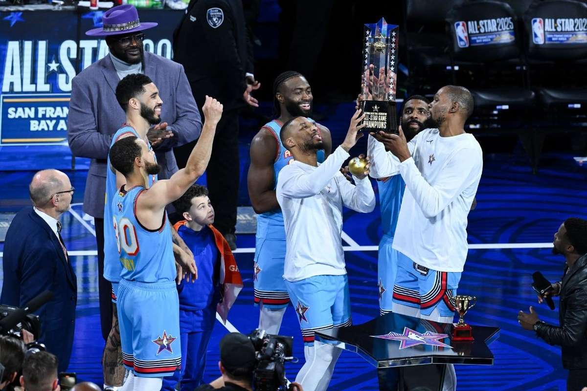 NBA: Equipa de Shaquille O'Neal vence o renovado jogo All-Star (25-41) | Flashscore.pt