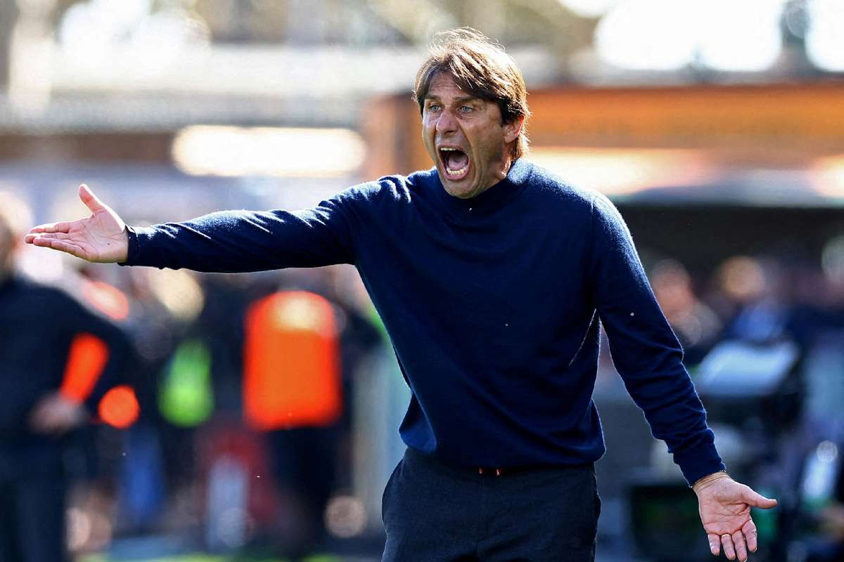 Antonio Conte says Napoli side still believe in Serie A title race ...