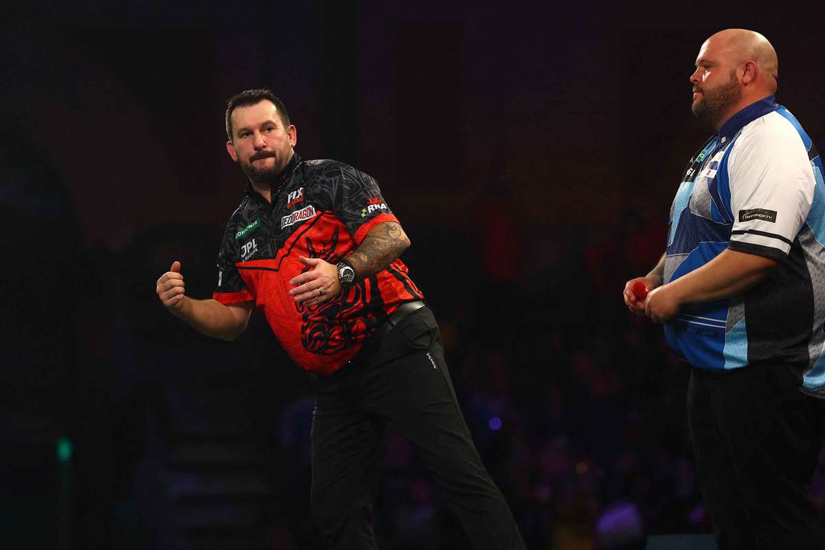 Clayton through to World Darts Championship second round as Lukeman ...
