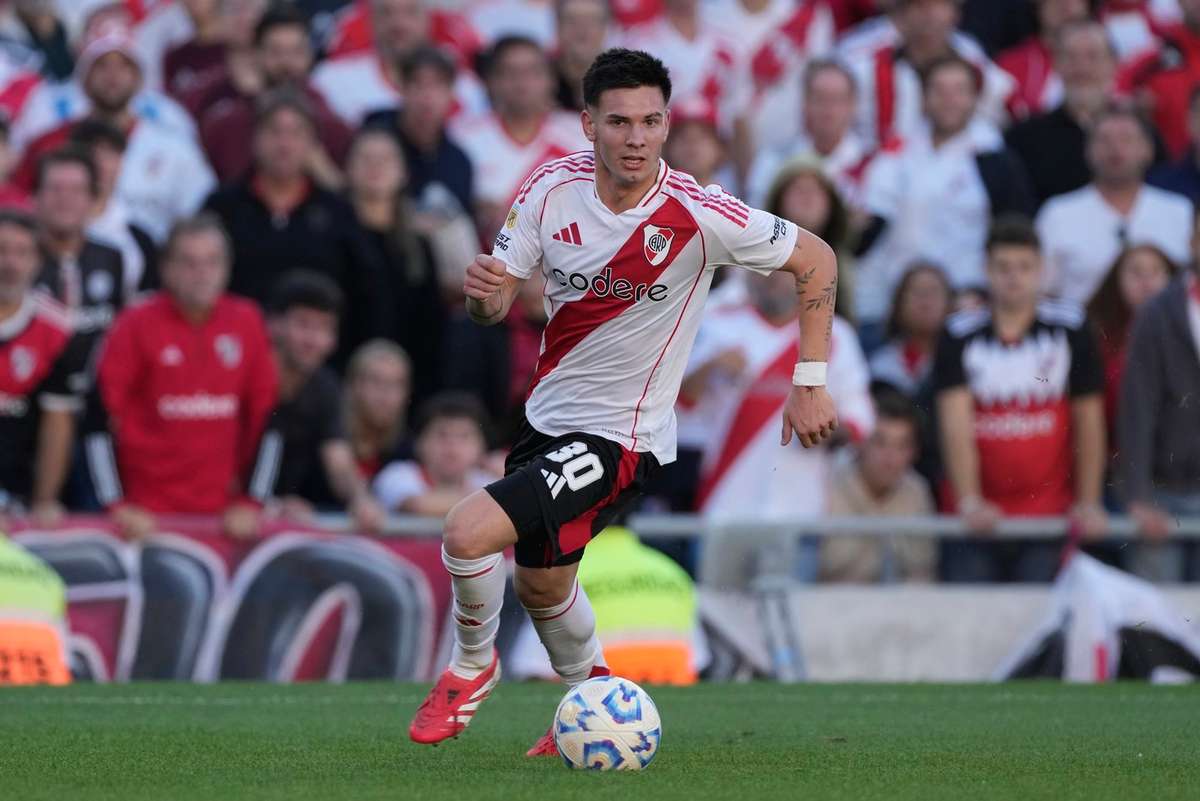 River Plate chief fires Mastantuono warning to Euro giants ...
