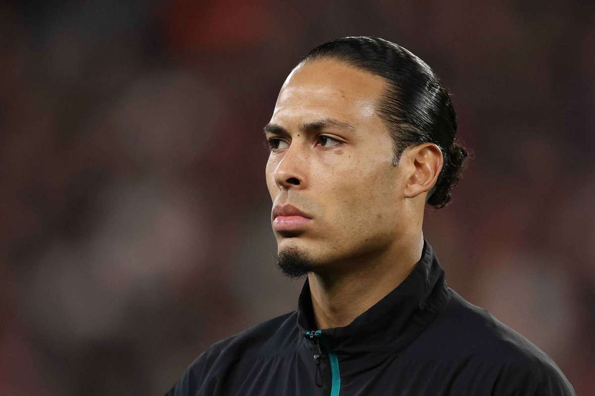 Liverpool captain Van Dijk snaps at reporter: I don't like that tone ...