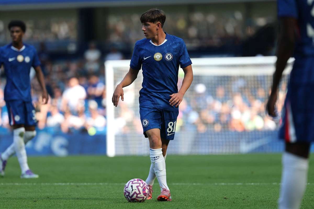 Five Man City players, Chelsea pair named in England's U17 World Cup ...