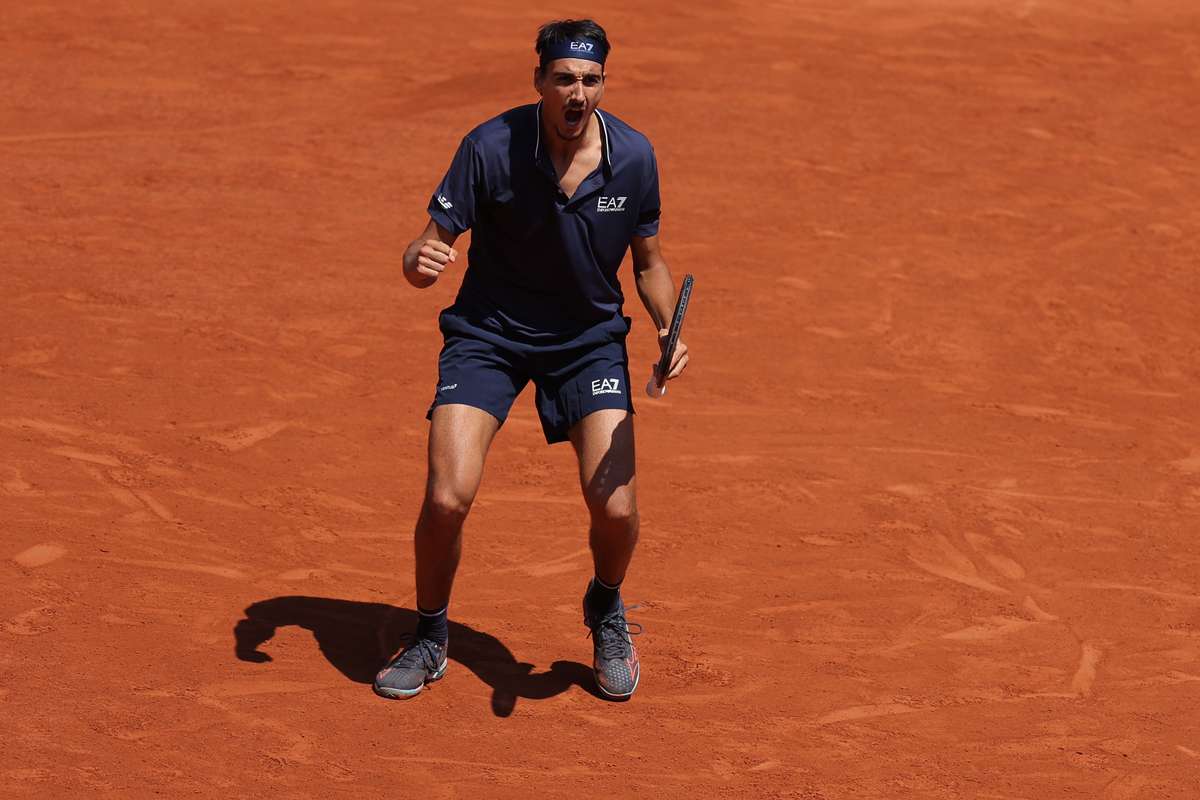 Sonego vence Rublev de virada e vai enfrentar Khachanov nas oitavas de Roland Garros ...