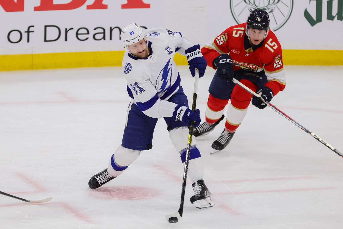 Carter Verhaeghe's tally helps Florida Panthers edge Tampa Bay ...