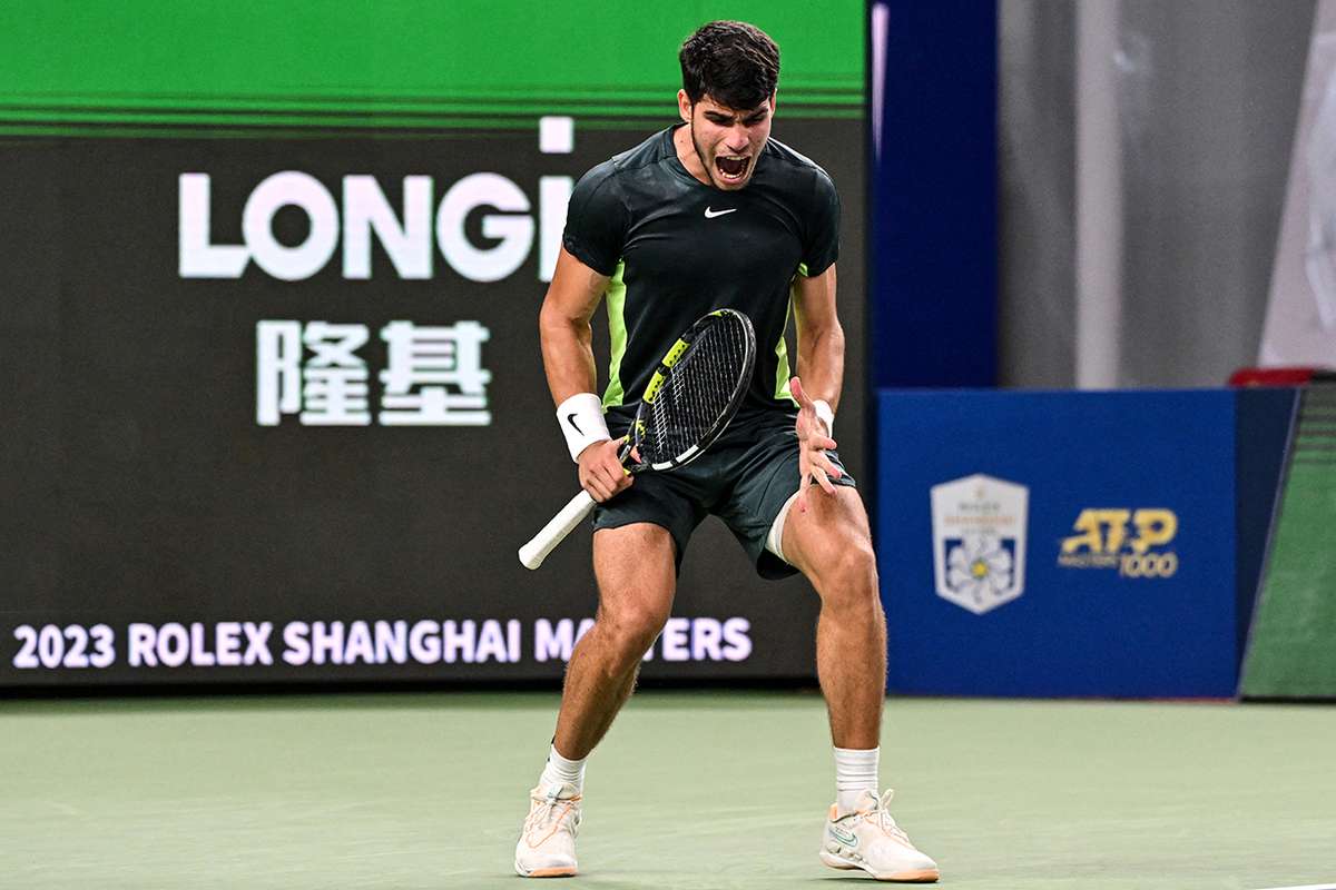 Carlos Alcaraz beats Dan Evans as Shanghai Masters final 16 takes shape ...