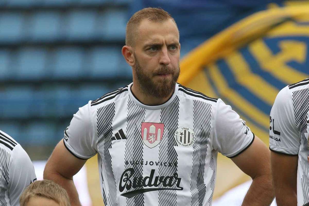 Sladký a Skalák obvinili sudí, že pískali opilí. Platit pokutu budou ...