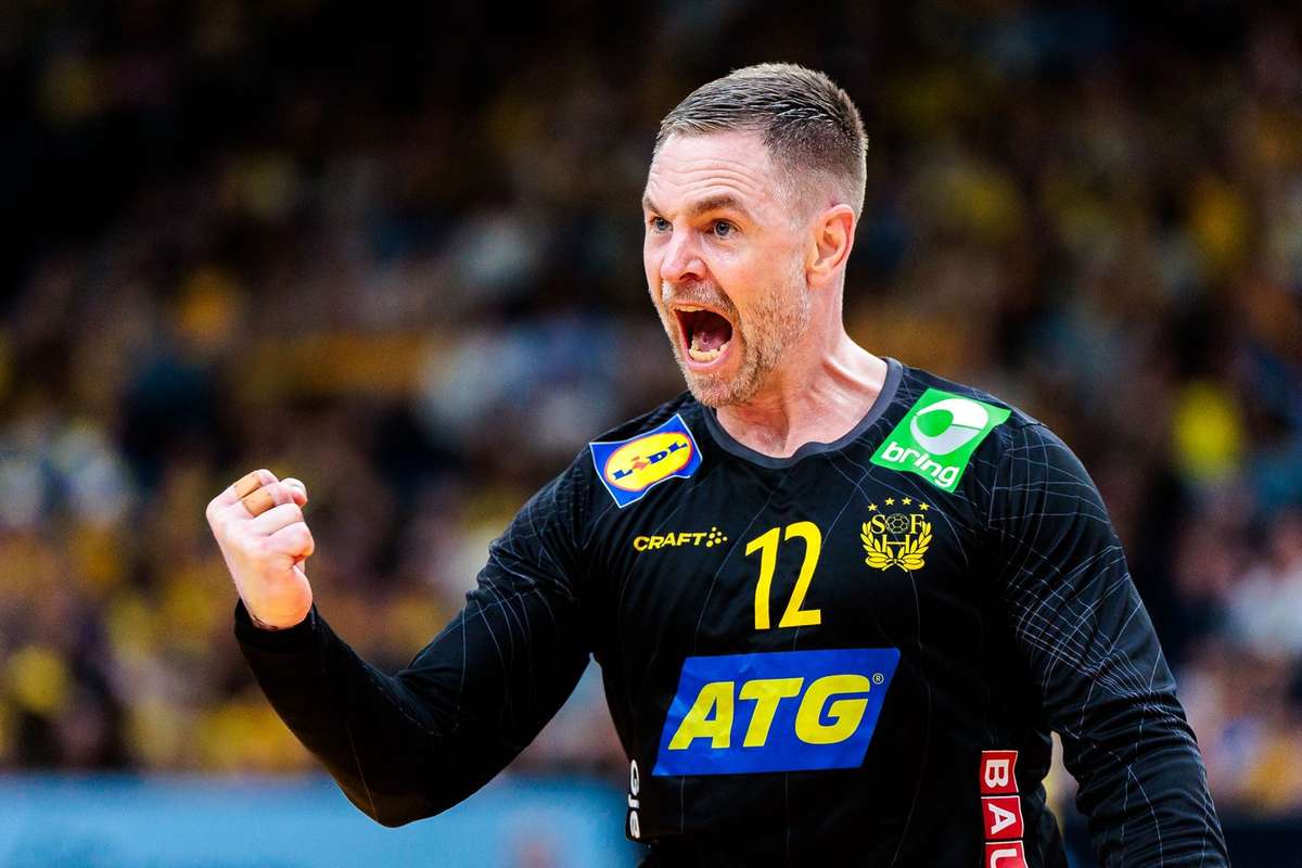 39-year old Swedish legend keeper incredibly wins race against time to ...