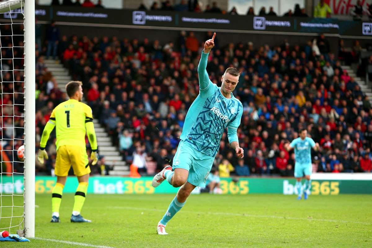 Wolves hit late winner to come from behind against Bournemouth ...