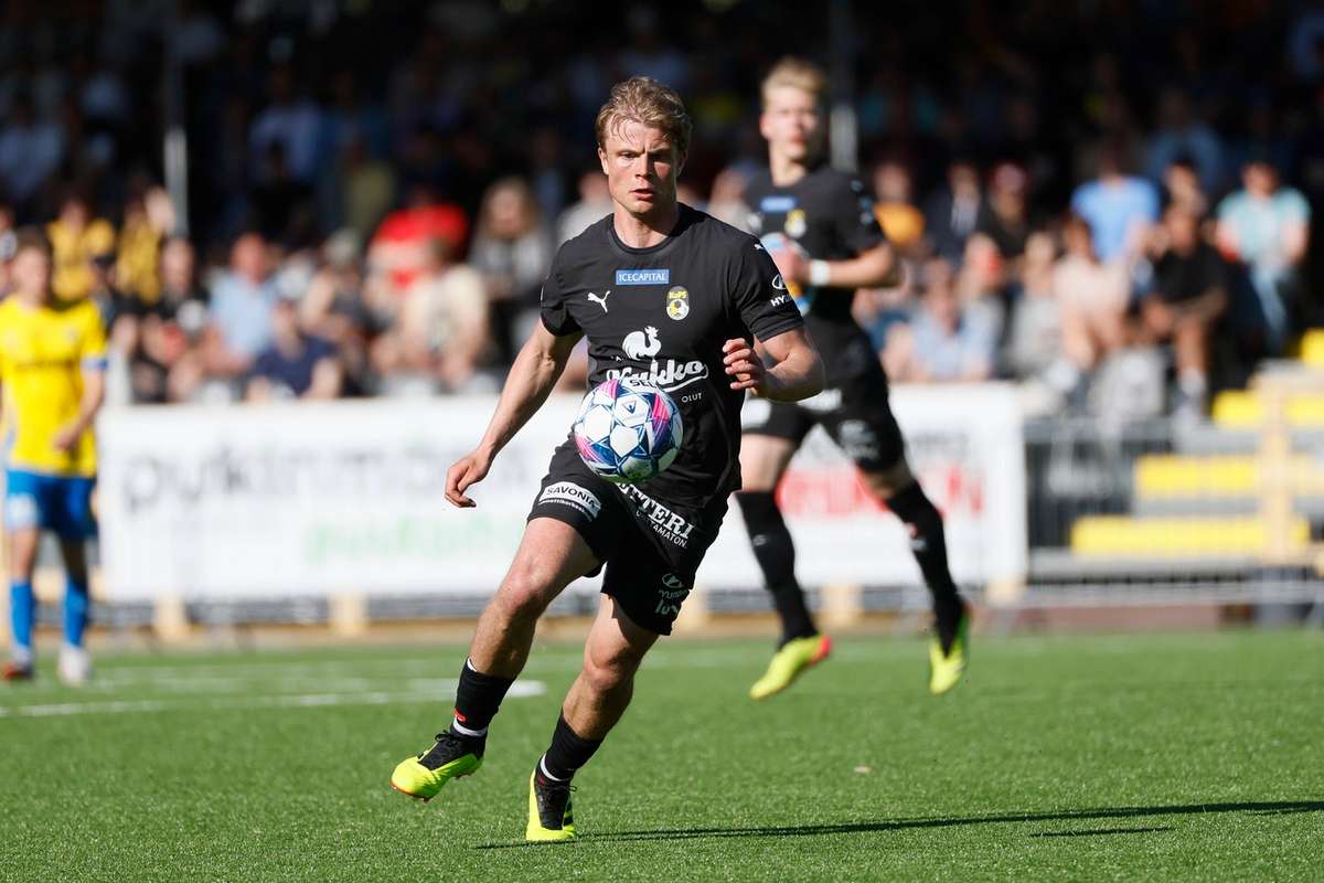 Football: KuPS go top of the Veikkausliiga with Gnistan win as SJK held ...