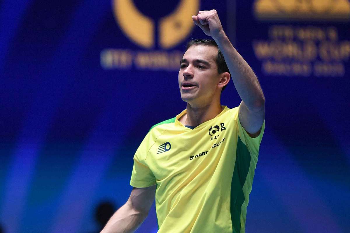Hugo Calderano bate Lin Shidong e conquista título da Copa do Mundo de ...