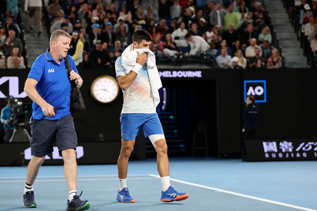 Gêné aux ischios-jambiers, Novak Djokovic prend les choses "au jour le ...