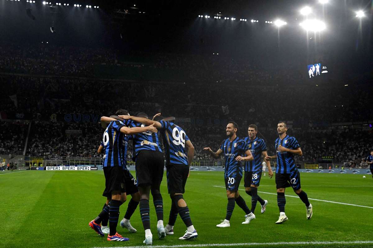 Première victoire pour l'Inter qui prend provisoirement la tête de la ...