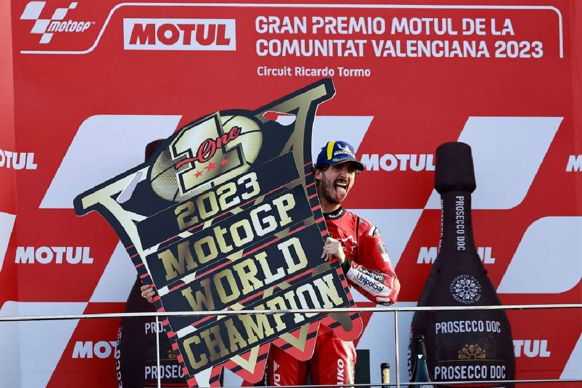 Francesco Bagnaia s'impose à Valence et conserve son titre mondial en ... Francesco Bagnaia s'impose à Valence et conserve son titre mondial en ...