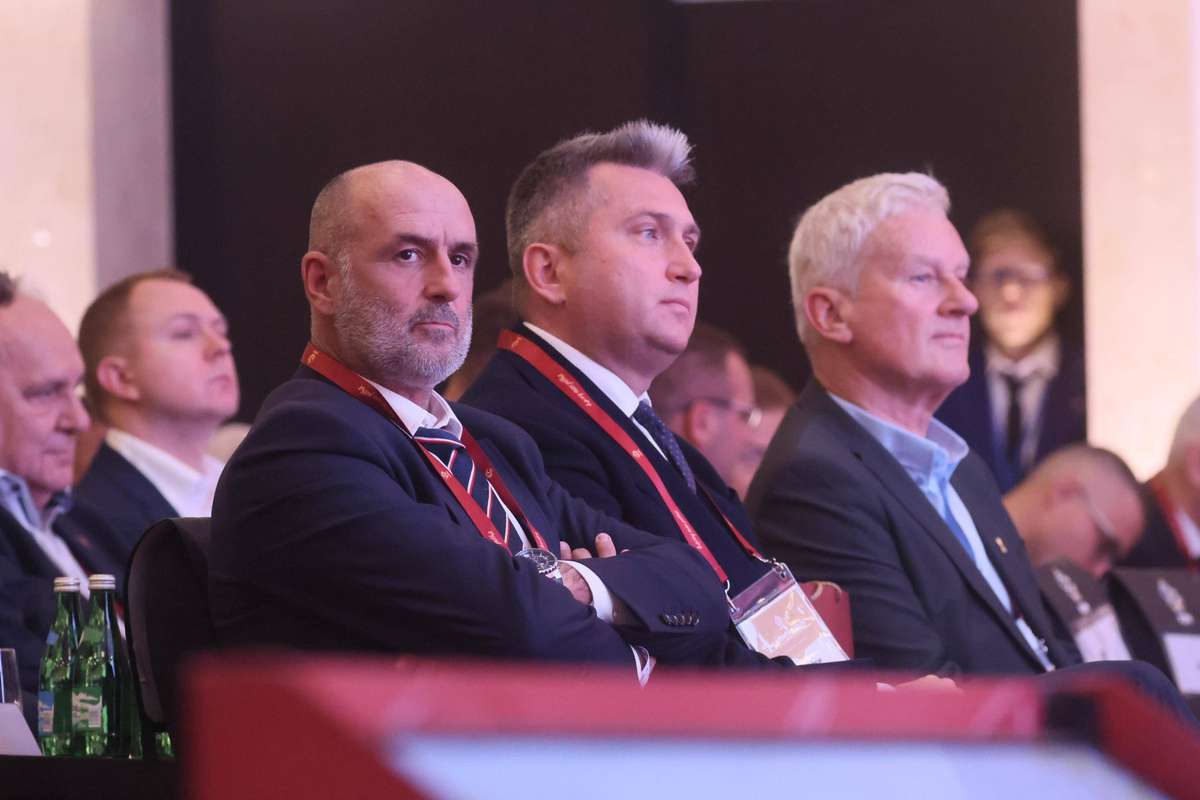 Zjazd PZPN. Michał Probierz: wciąż będziemy podejmować trudne decyzje | Flashscore.pl