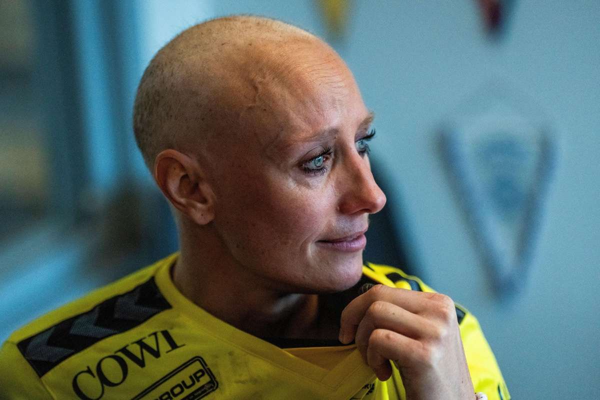 Norwegian handball legend makes incredible comeback two months after ...