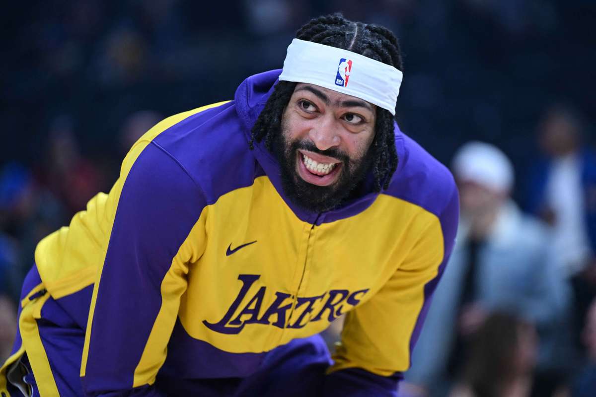 Anthony Davis to be out of Los Angeles Lakers team for at least a week ...