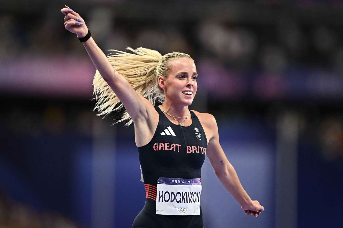 Great Britain's Keely Hodgkinson powers to 800 metre gold | Flashscore.com