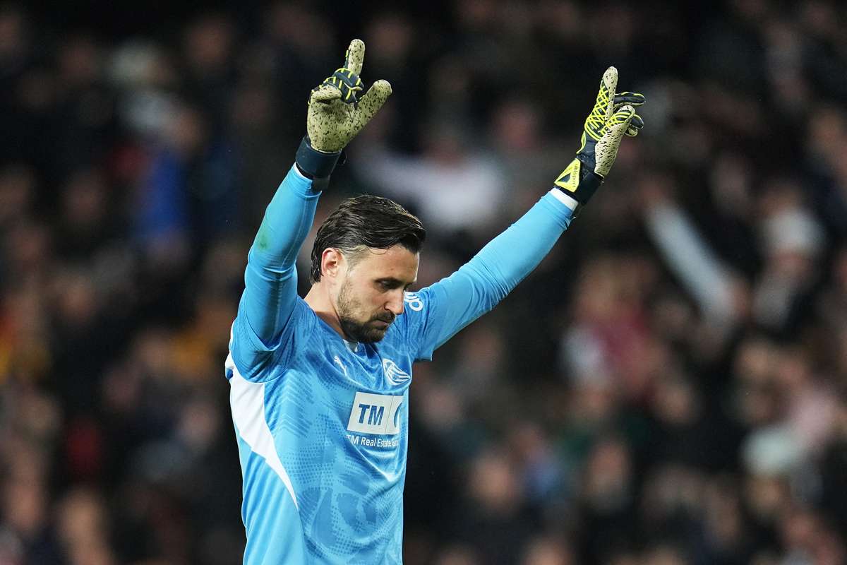 Dimitrievski intentará frenar al Barça para dar una alegría al Valencia ...