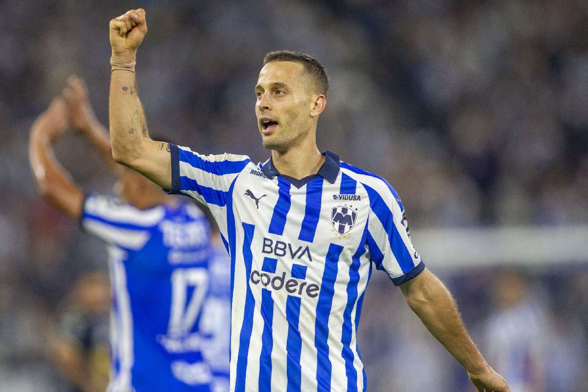 El Reencuentro En México Como Jugador Y Entrenador De Dos Excompañeros En El Real Madrid