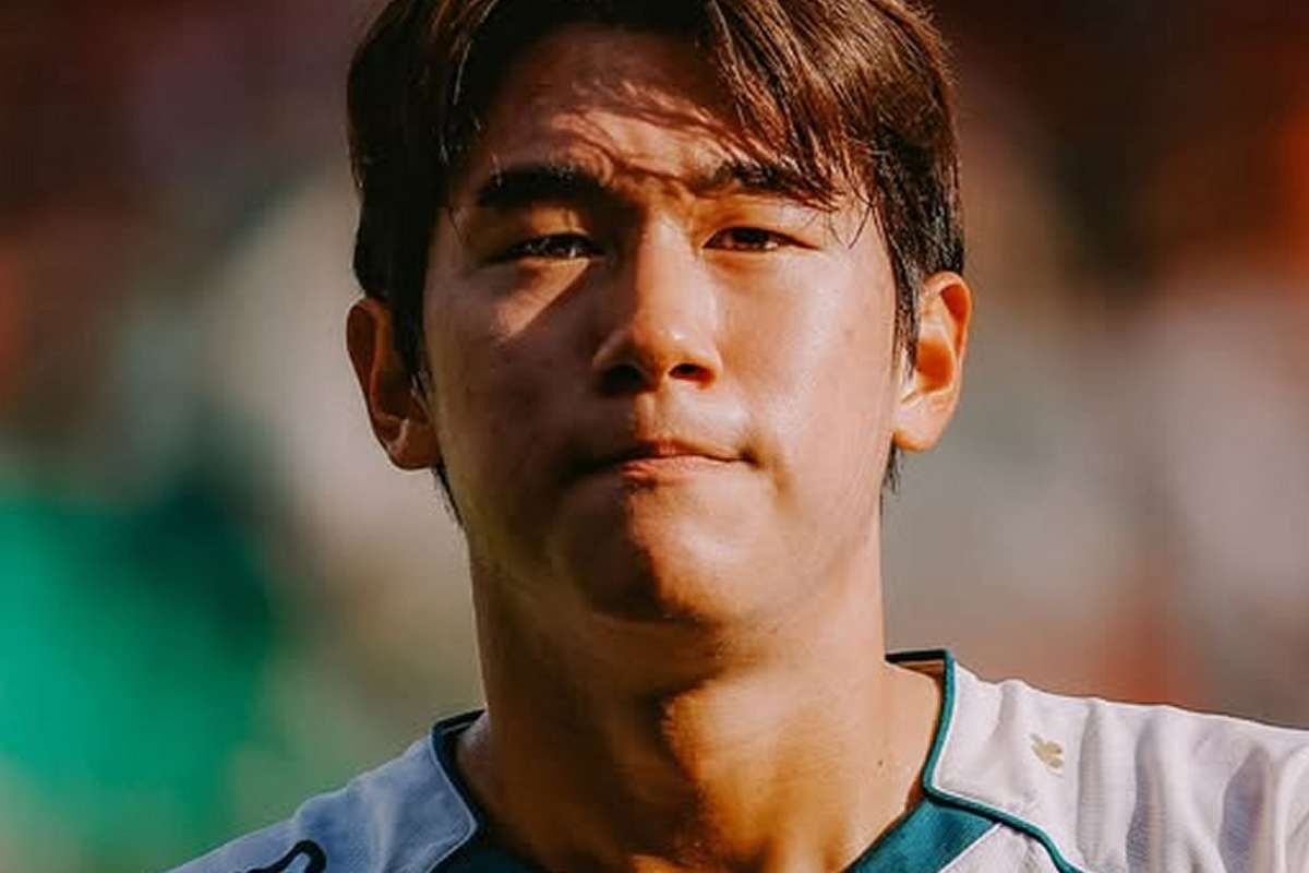 Oficial: Yoon Do-Young troca o Brighton pelo Dordrecht | Flashscore.pt