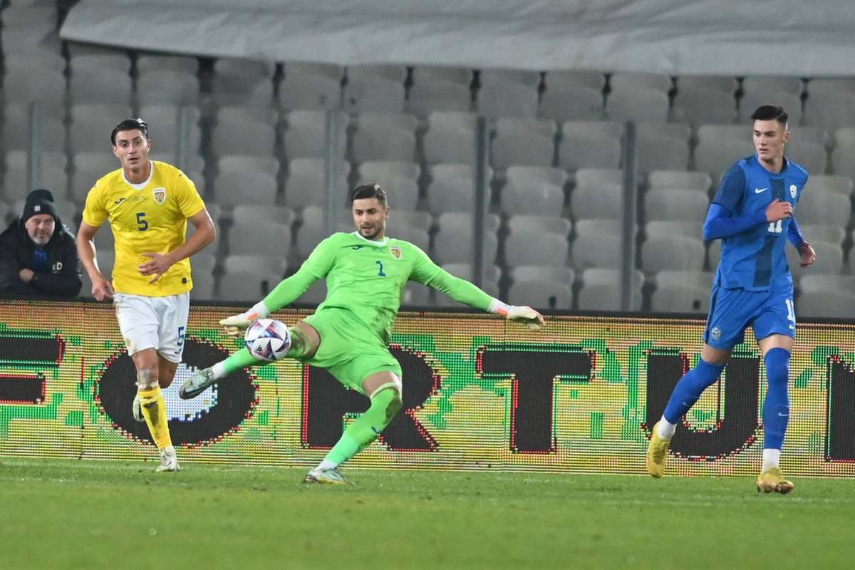 România - Slovenia 1-2. Cinci jucători au debutat la România ...
