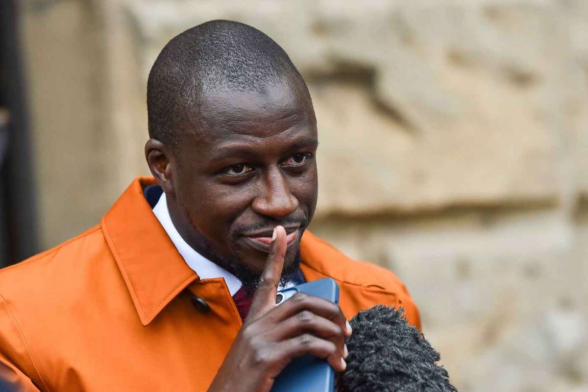 Benjamin Mendy é absolvido e continua a receber salário do Manchester ...