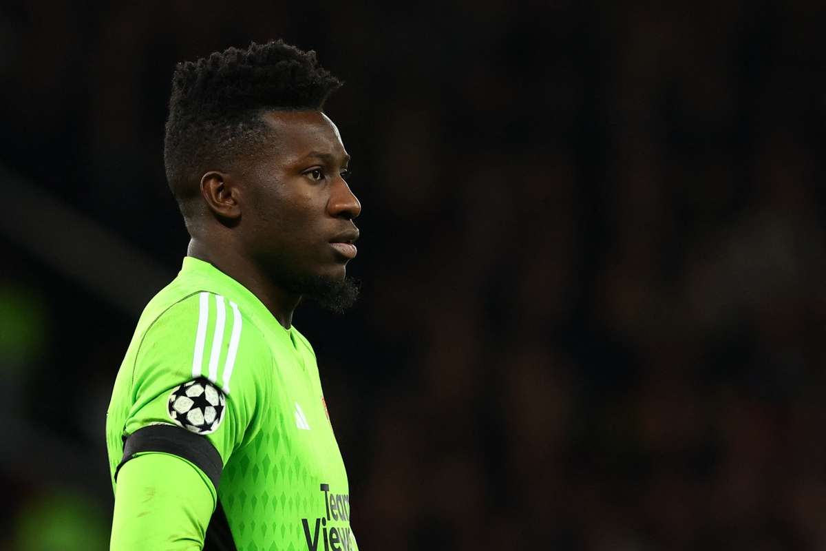 Manchester United's Andre Onana supports team-mate Garnacho over ...