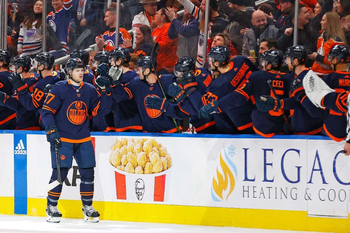 NHL roundup: Oilers rally past Kraken to claim 12th straight win ...