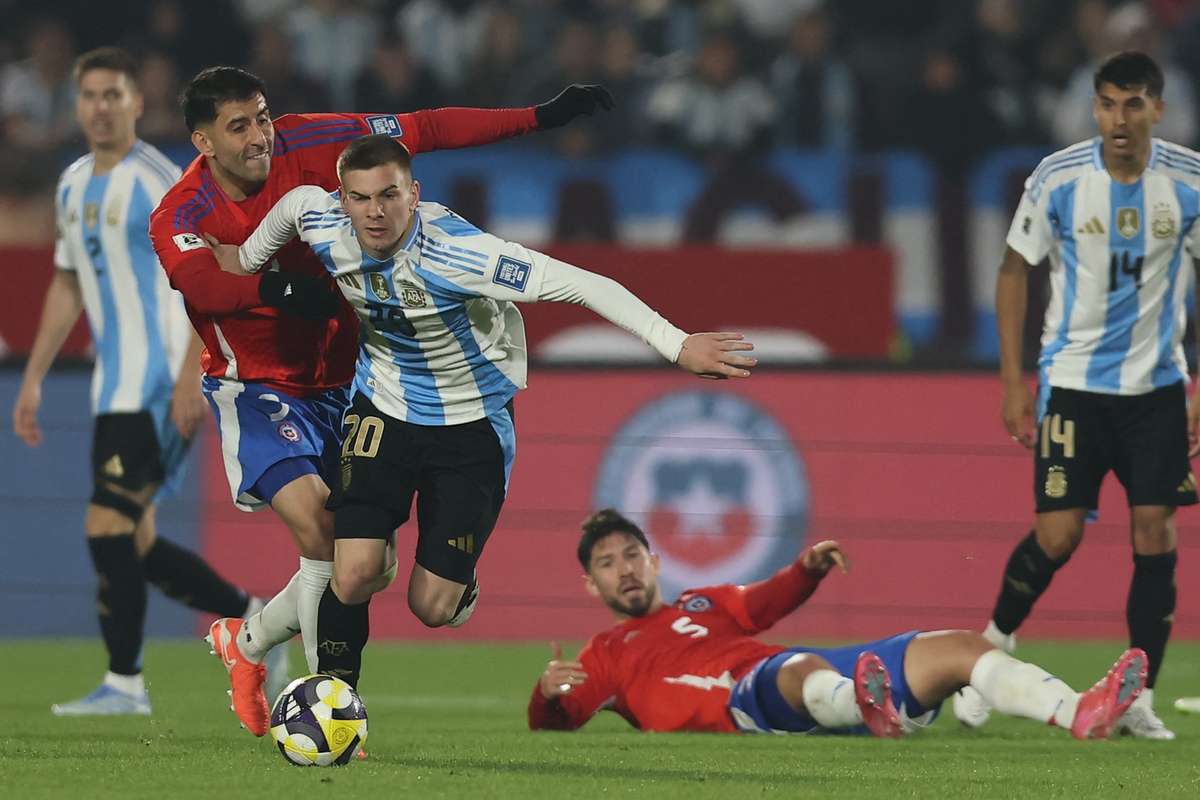 Argentina coach Scaloni: Mastantuono has mentality to succeed with Real ...